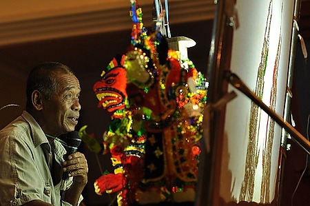 World Without Shadow | Taiwan International Documentary Festival